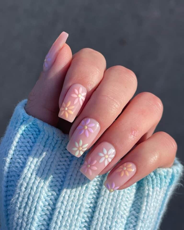 20 RIDICULOUSLY DREAMY PASTEL NAIL DESIGNS TO TRY - Stylin by Sarita
