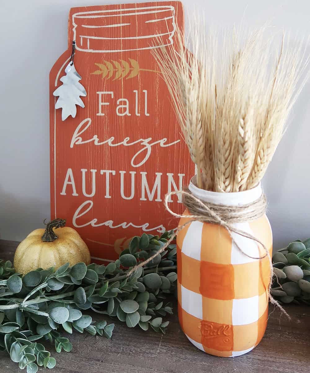23 CREATIVE & EASY FALL MASON JAR CRAFTS - Stylin by Sarita