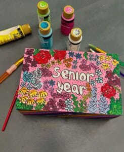 22 CUTE AND CREATIVE SENIOR BOX IDEAS TO RECREATE - Stylin by Sarita