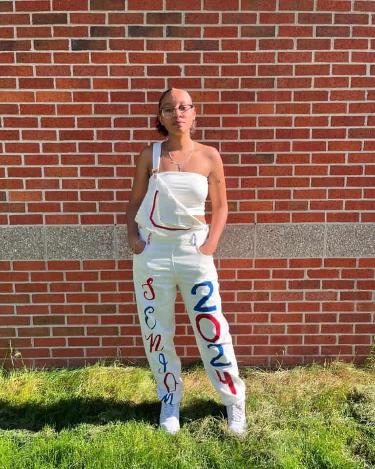 27 CUTE AND CREATIVE SENIOR OVERALLS IDEAS TO DIY - Stylin by Sarita