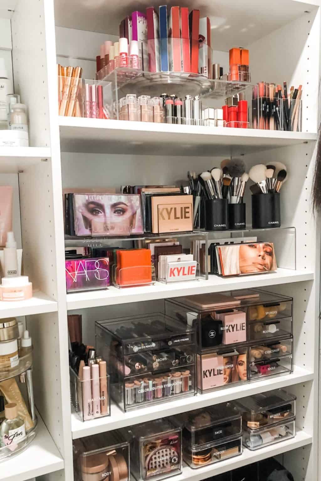 32 INSANELY CUTE MAKEUP ORGANIZATION IDEAS - Stylin by Sarita