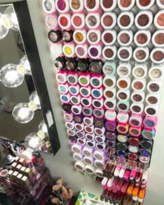 32 INSANELY CUTE MAKEUP ORGANIZATION IDEAS - Stylin by Sarita