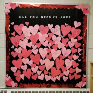 31 INSANELY ADORABLE VALENTINES BULLETIN BOARD IDEAS - Stylin by Sarita