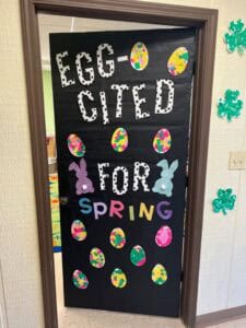 22 INSANELY CUTE EASTER DOOR DECORATIONS TO COPY - Stylin by Sarita