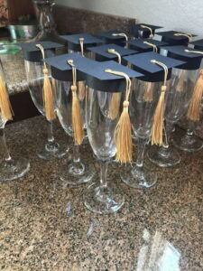 32 AMAZING GRADUATION PARTY IDEAS FOR AN EPIC EVENT - Stylin by Sarita