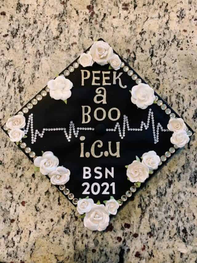 34 INSANELY CUTE NURSE GRADUATION CAP IDEAS - Stylin by Sarita