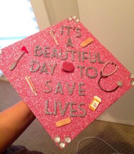 34 INSANELY CUTE NURSE GRADUATION CAP IDEAS - Stylin by Sarita