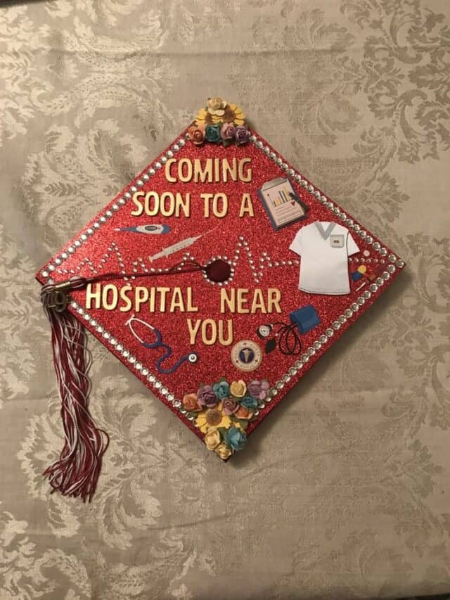 34 INSANELY CUTE NURSE GRADUATION CAP IDEAS - Stylin by Sarita