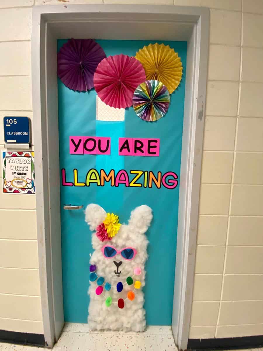 41 BEST CLASSROOM DOOR IDEAS FOR BACK TO SCHOOL - Stylin by Sarita