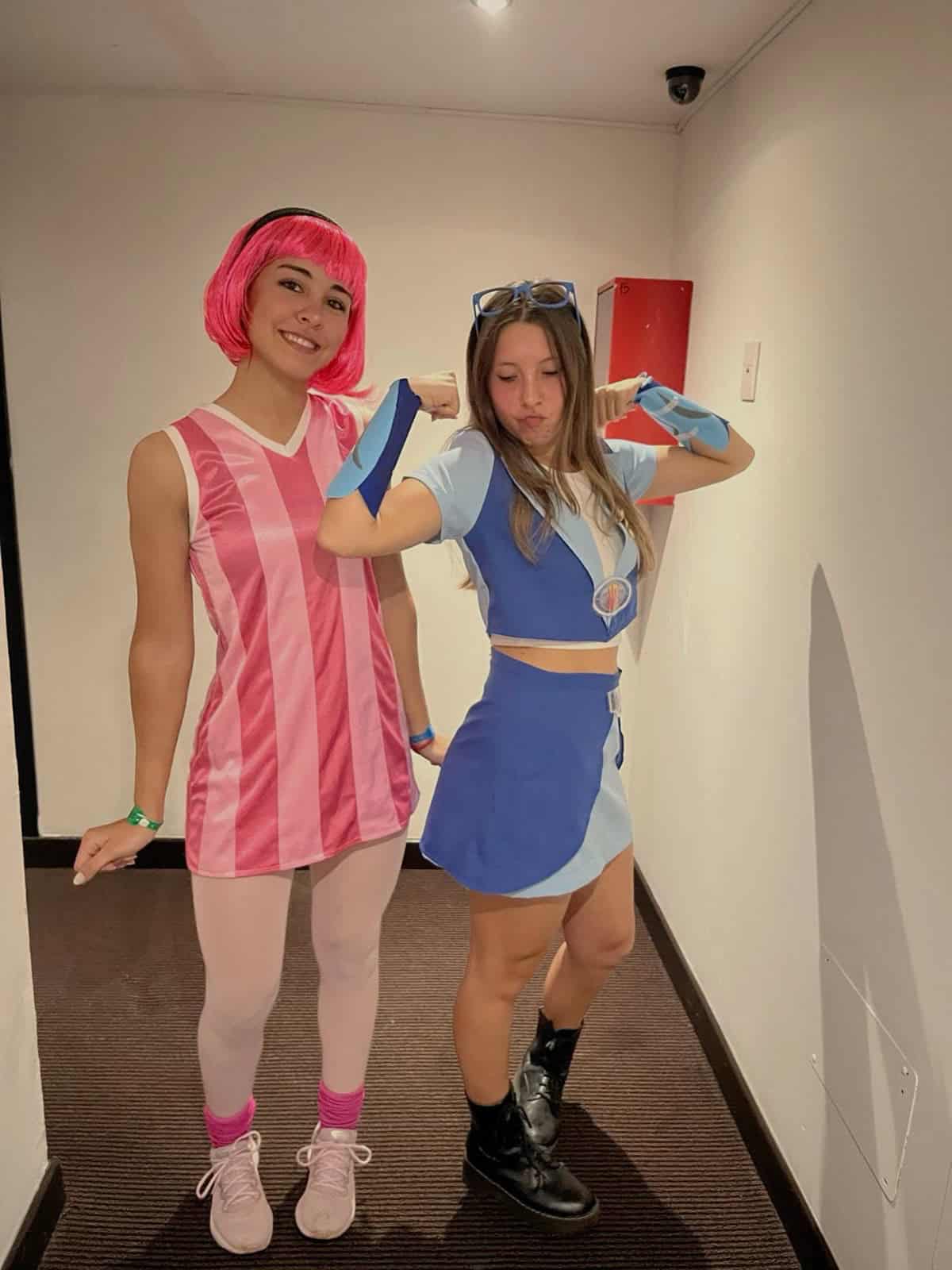 37 INSANELY CUTE MATCHING HALLOWEEN COSTUMES - Stylin by Sarita