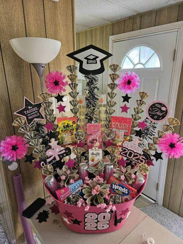32 THOUGHTFUL GRADUATION GIFT BASKET IDEAS - Stylin by Sarita