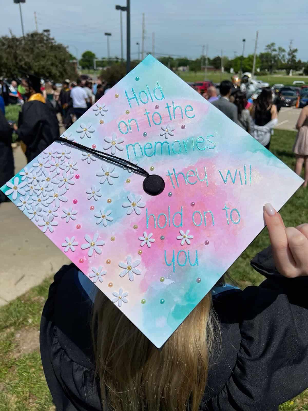 33 BEST TAYLOR SWIFT GRADUATION CAP IDEAS - Stylin by Sarita